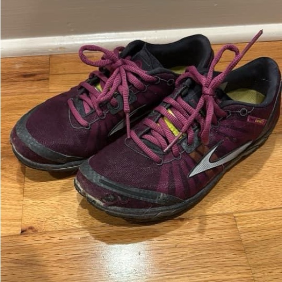 Brooks | Shoes | Brooks Pure Connect | Poshmark